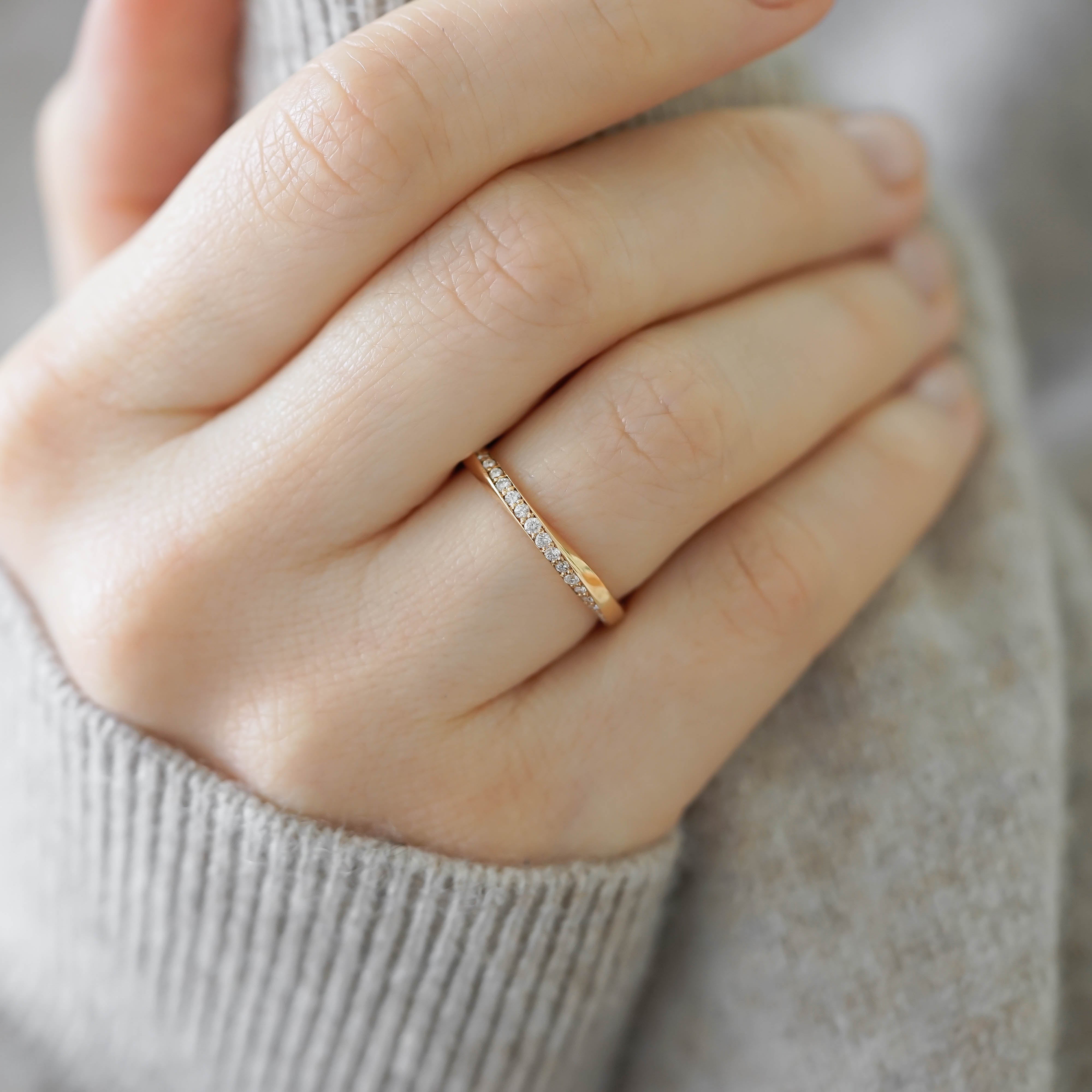 HELİS PIRLANTALI KADIN ALYANS – Burcu Okut Jewellery