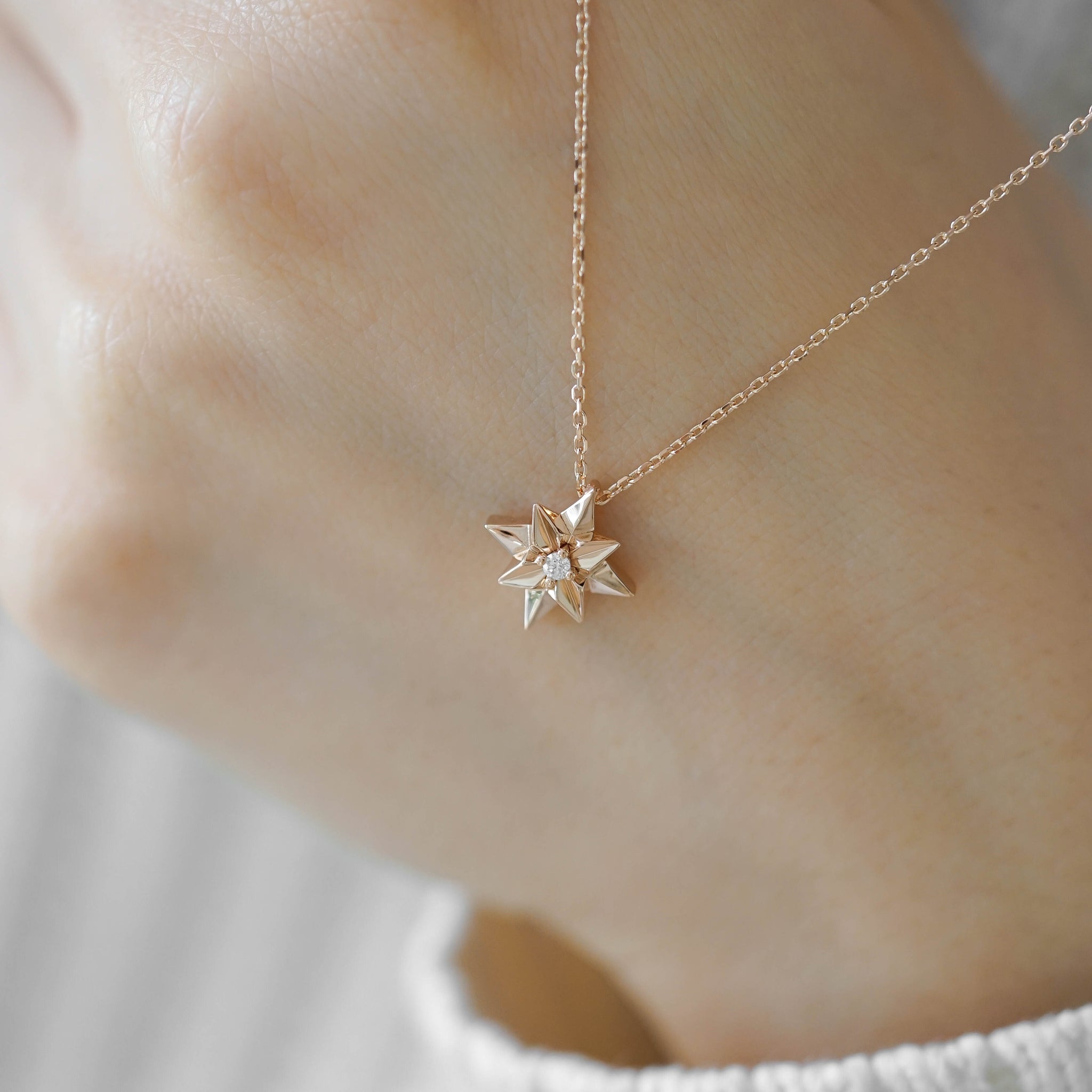 NORTHERN STAR - ORIGAMI YILDIZ PIRLANTALI KOLYE – Burcu Okut Jewellery