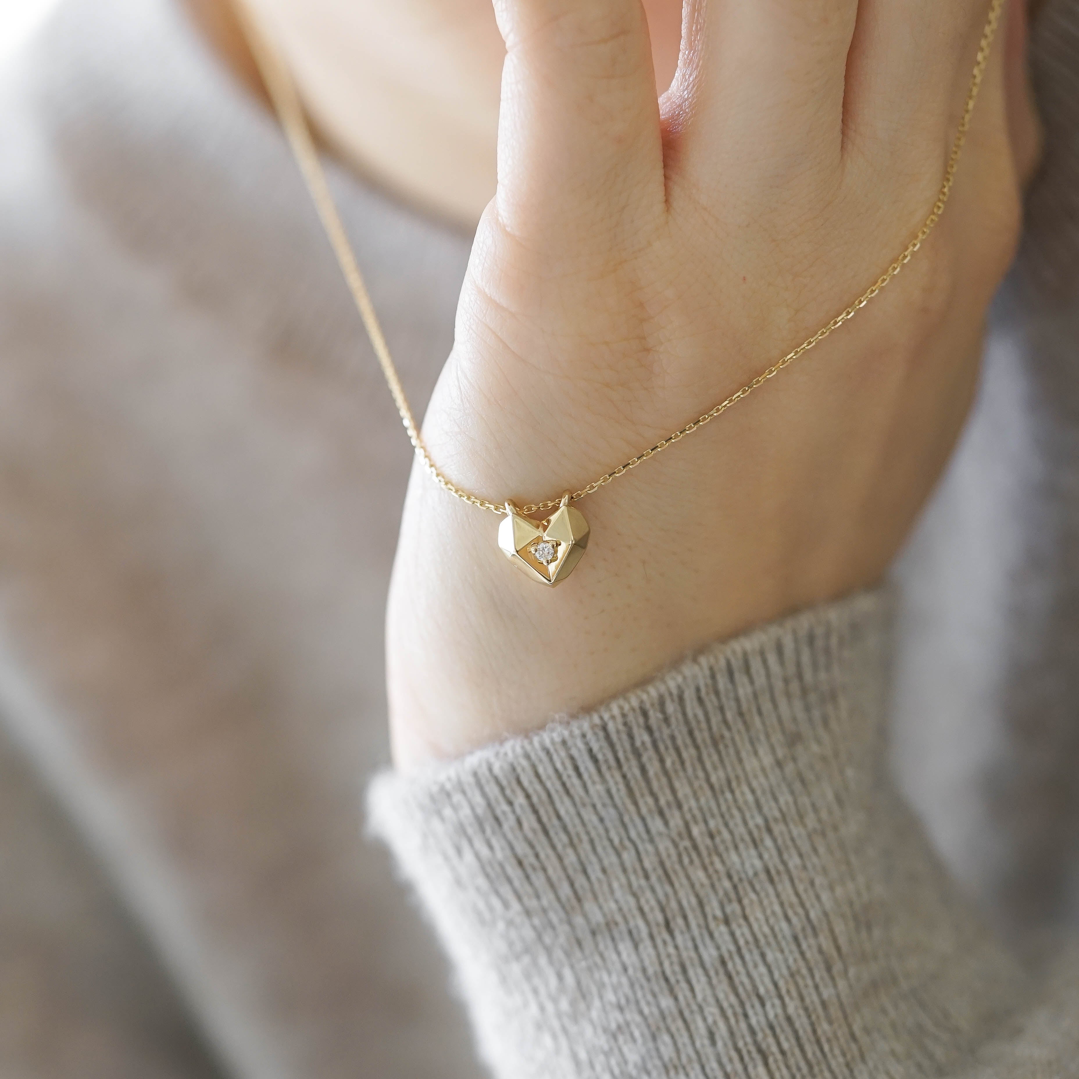 GOLDEN HEART - ORIGAMI KALP PIRLANTALI SARI ALTIN KOLYE – Burcu Okut ...