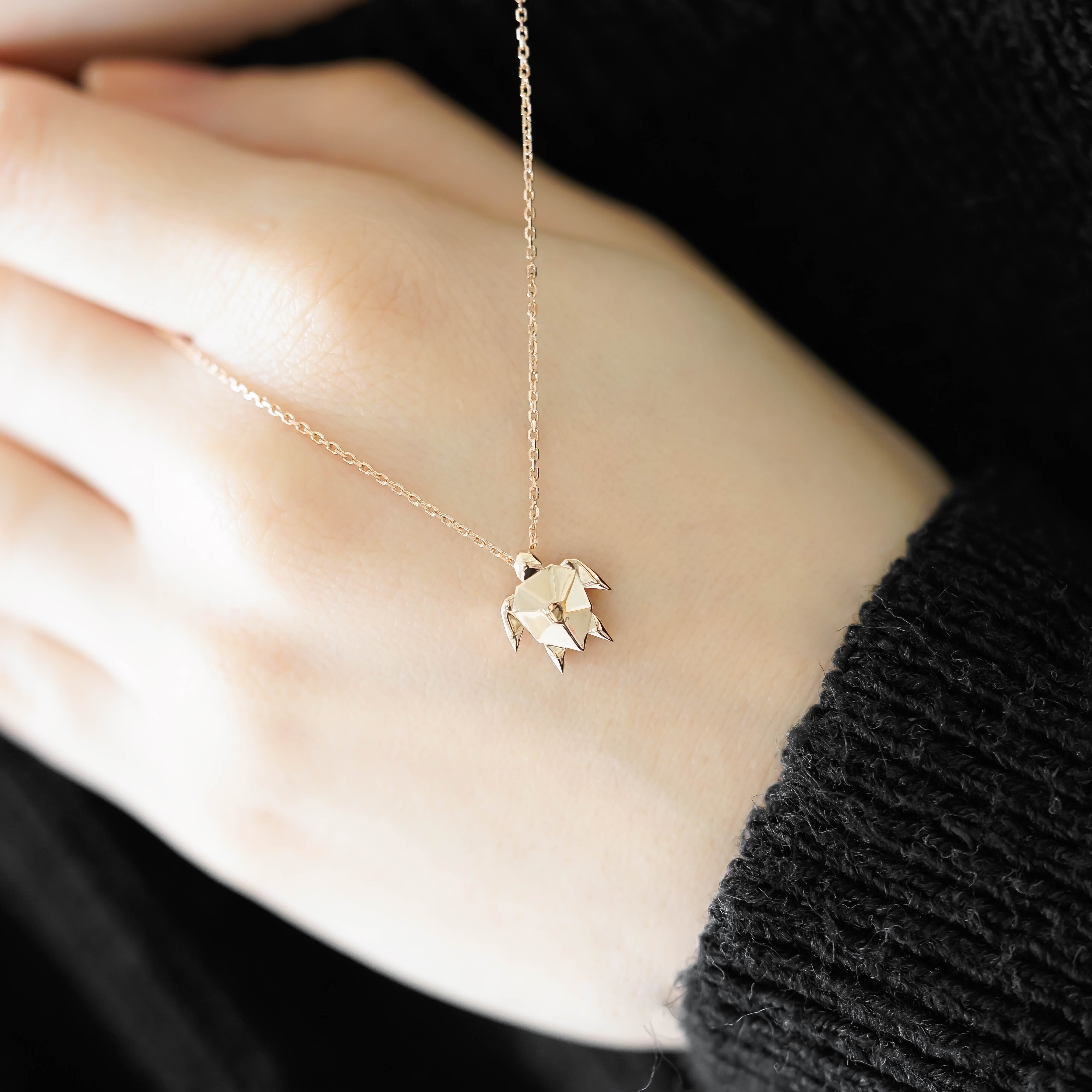 TIMELESS TURTLE - ORIGAMI KAPLUMBAĞA KOLYE – Burcu Okut Jewellery